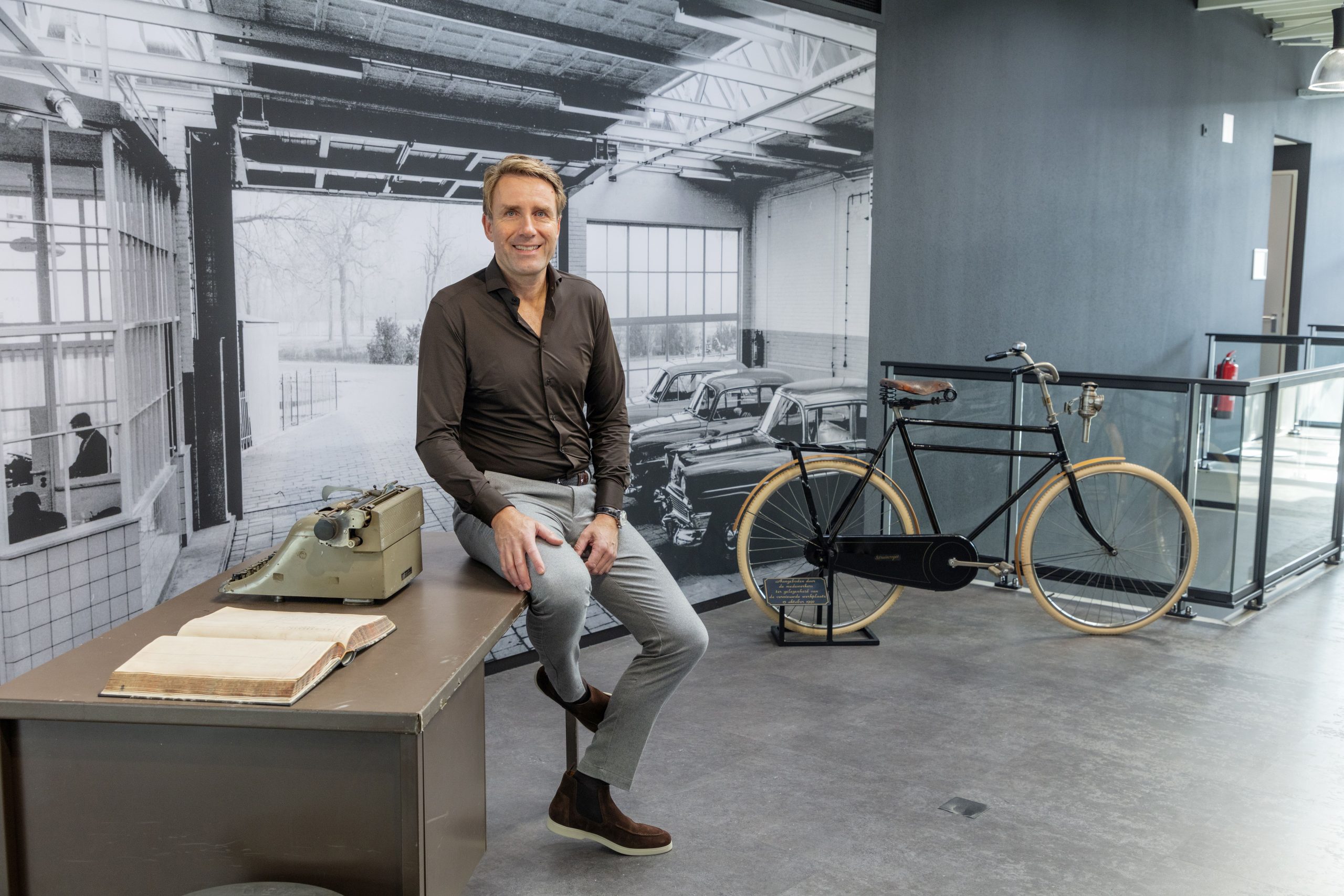 VAN VLIET AUTOGROEP NEEMT MOTORHUIS ALPHEN EN GOUDA OVER - EDGH